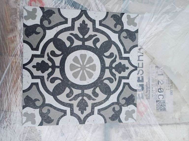 (2) Pallets of Seramik Piccolo Mixed Ceramix Tile - Black And Gold Auctions