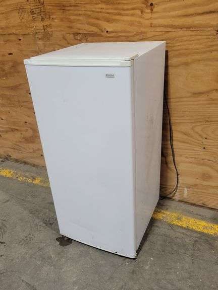 Kenmore Upright Freezer - Black And Gold Auctions