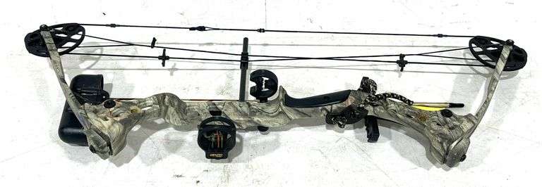 Diamond Razor Edge 32” Youth Compound Bow - Black And Gold Auctions