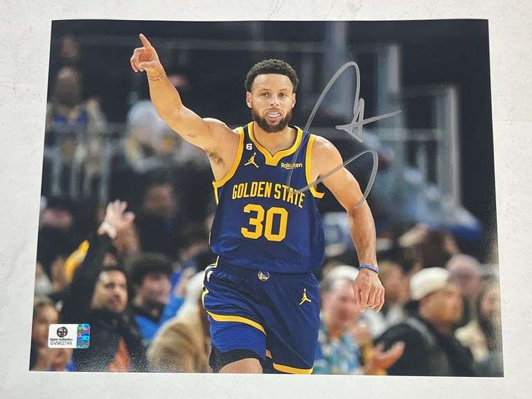 Steph Curry Autographed 8x10 Photo - Black And Gold Auctions