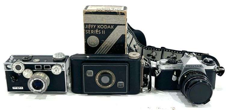 Vintage Cameras - Argus Rangefinder / Kodak Jiffy / PENTAX ME Super ...