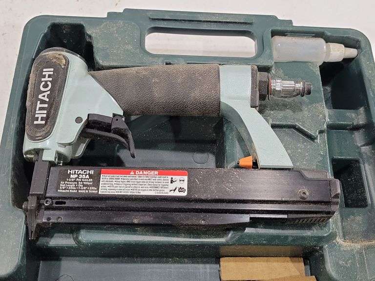 Hitachi Pin Nailer - Black And Gold Auctions