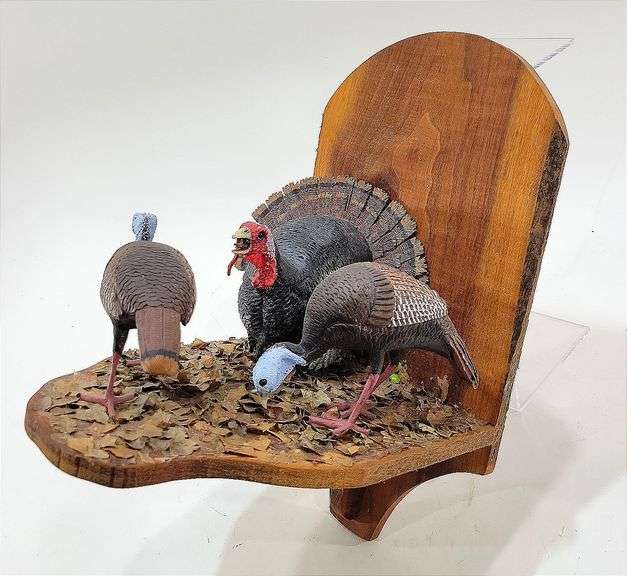 Sculptural Turkey Wall Decor - Black And Gold Auctions