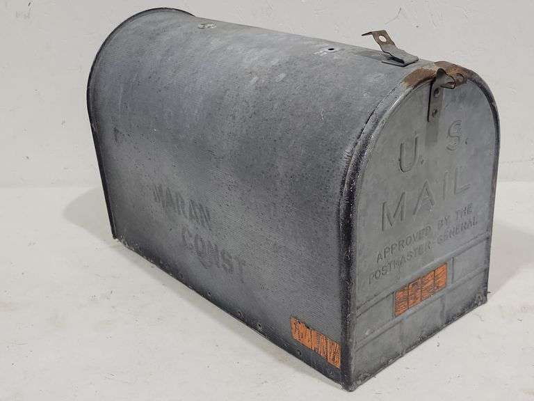 Large Aluminum Mailbox - Black And Gold Auctions