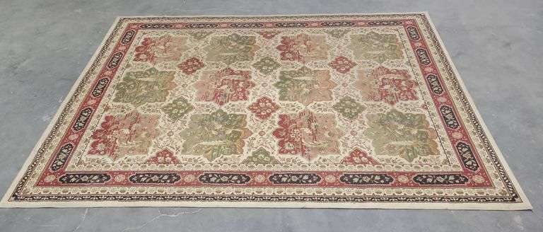 Value Collection 8' X 10' Wilton Area Rug - Black And Gold Auctions