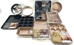 New CWC Cookware - Baking Pans / Muffin Pans / Glass Bottom Spingform ...