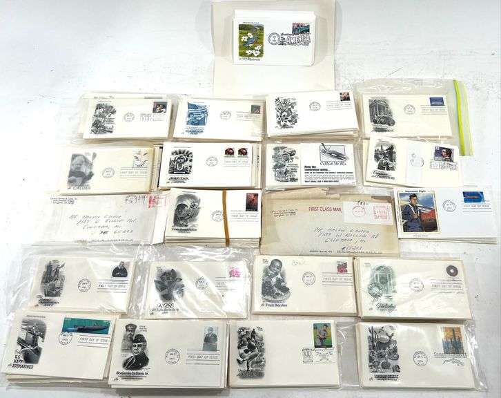 Large Collection of Vintage Envelopes & Stamps - Black And Gold Auctions