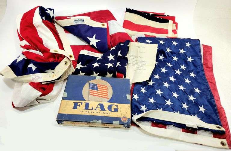 (5) American Flags - Black And Gold Auctions