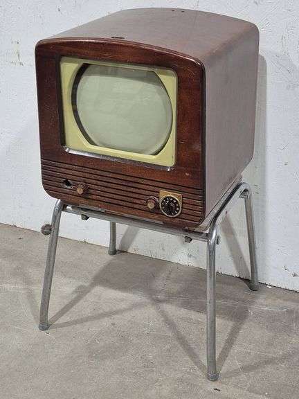 VTG Philco Television W/Mahogany Case & Stand - Black And Gold Auctions