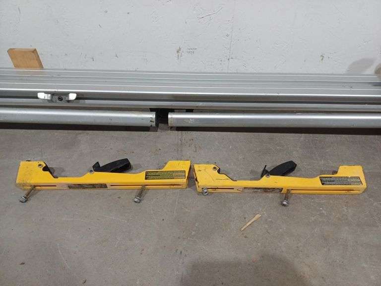 DeWalt DW7232 Miter Saw Stand - Black And Gold Auctions