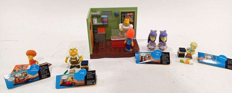 The Simpsons Playmates Cafeteria Playset & Figures - Black And Gold ...