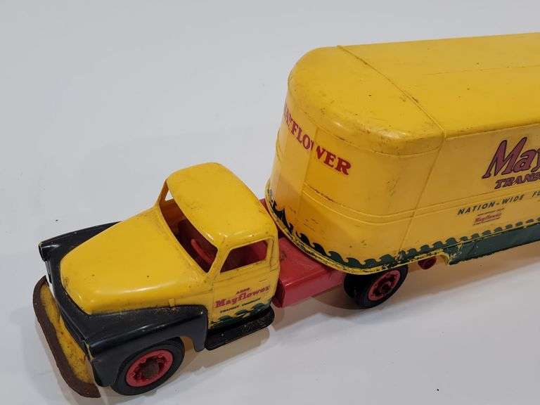 Aero Mayflower Transit Co Model Truck - Black And Gold Auctions