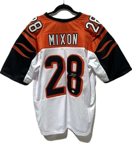 Joe Mixon Autographed Cincinnati Bengals Jersey - Black And Gold Auctions