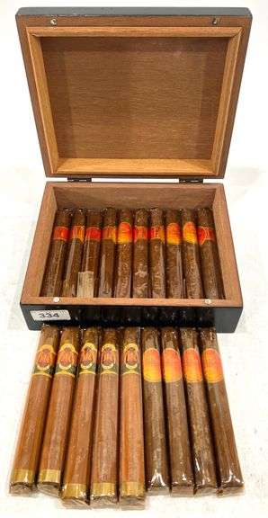 Tabacalera Perdomo Cigar Box Full of Mixed Cigars - Black And Gold Auctions