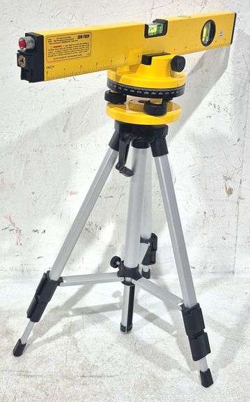 Cen-Tech 16" Laser Level W/360° Rotating Head - Black And Gold Auctions