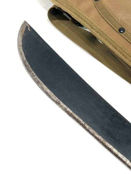18” Machete w/ Case - Black And Gold Auctions