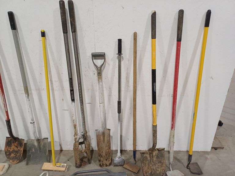 (16) Yard & Household Long Tools - Black And Gold Auctions