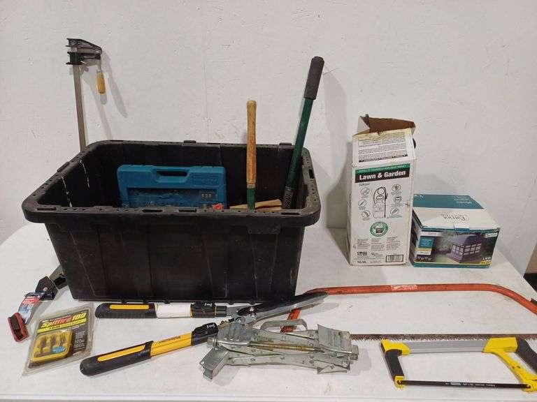 Yard & Hand Tools in Totes - Black And Gold Auctions