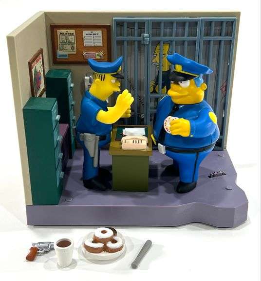 The Simpsons Police Station Playset w/ Figures - Black And Gold Auctions