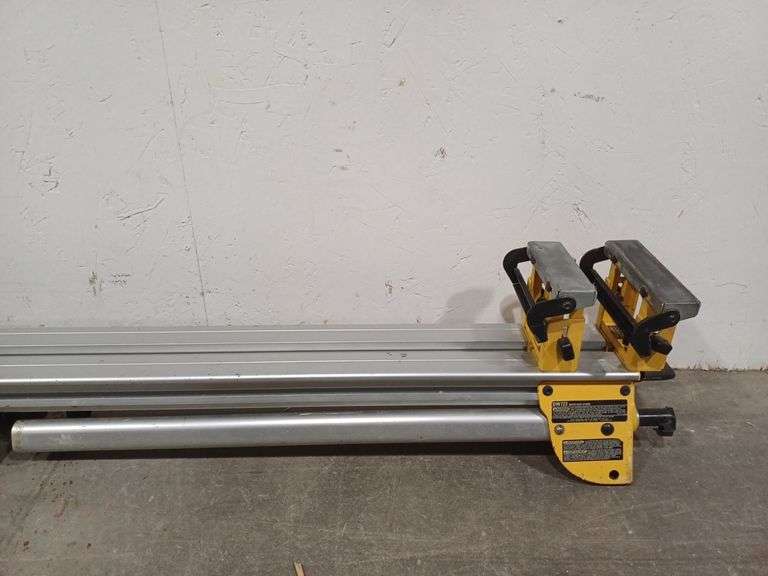 DeWalt DW7232 Miter Saw Stand - Black And Gold Auctions