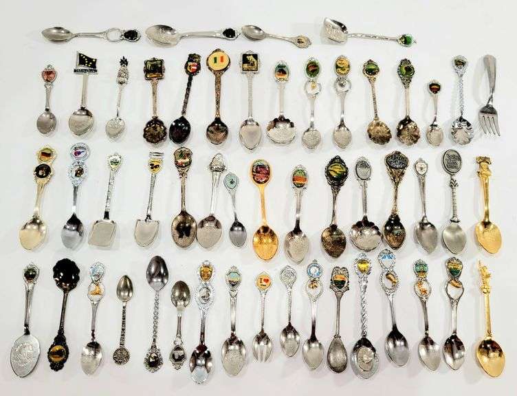 (40+) VTG Silver Plated Commemorative Spoons - Black And Gold Auctions