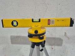 Cen-Tech 16" Laser Level W/360° Rotating Head - Black And Gold Auctions