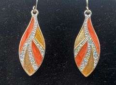 AB Stone Necklace & Earring Set - Black And Gold Auctions