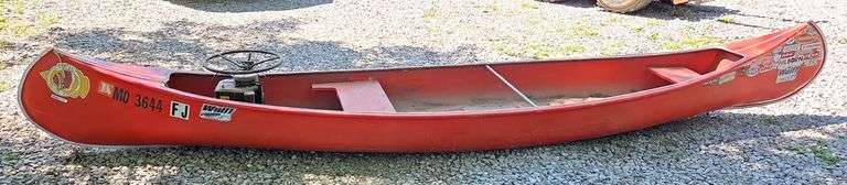 17' Motorized Canoe W/ Wulff Pump - Black And Gold Auctions