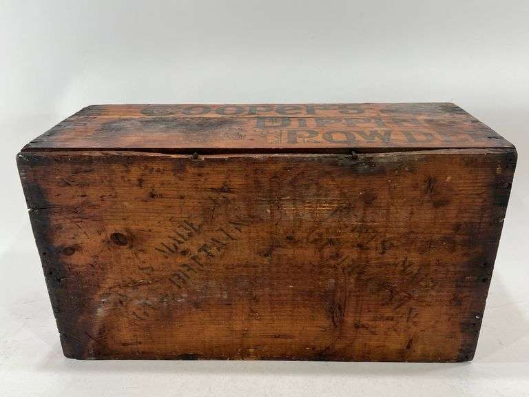 Vintage Wooden Cooper’s Dipping Powder Poison Crate - Black And Gold ...