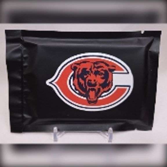 Chicago Bears UnrealRipz Re-Pack - 10 Cards - Black And Gold Auctions