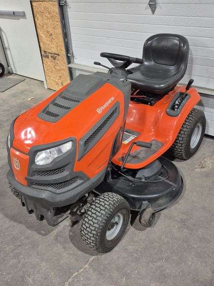 Husqvarna YTH22V46 46" 22-HP V-Twin Gas Riding Lawn Mower - Black And ...