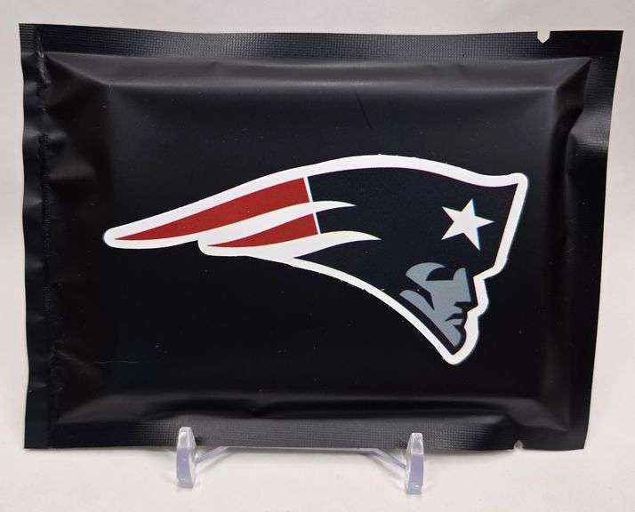 New England Patriots UnrealRipz Re-Pack - 10 Cards - Black And Gold ...