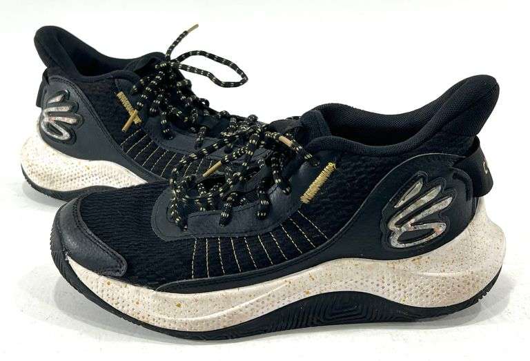Men’s 9.5 - Under Armour Steph Curry 3Z7 Basketball Sneakers - Black ...