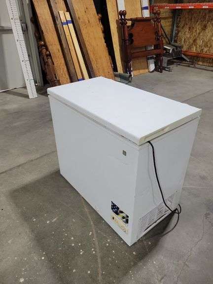 GE Chest Freezer - Black And Gold Auctions