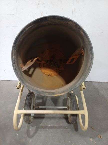 Kushlan KPro Concrete Mixer - Black And Gold Auctions