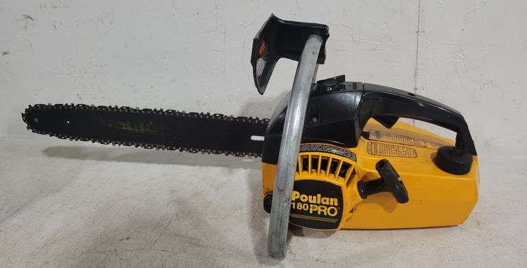 Poulan Pro 180 PRO Gas Chainsaw - Black And Gold Auctions