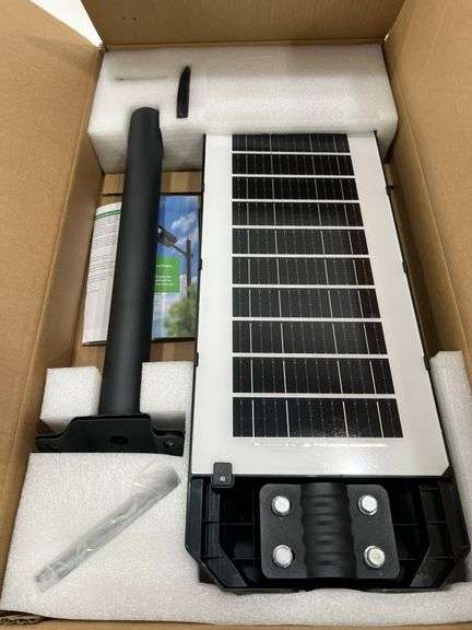 New BINGLUX (2-Pack) All In One Solar LED Street Lights - Black And Gold Auctions