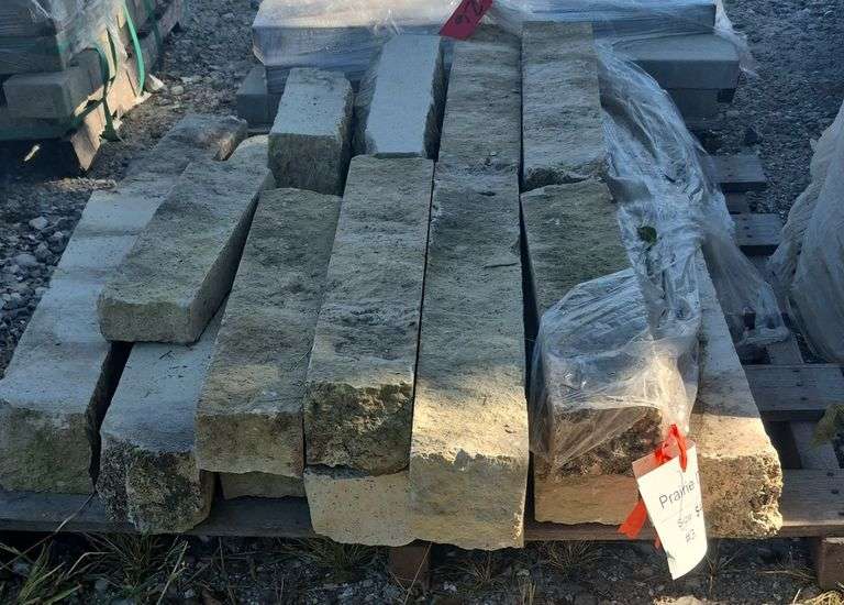 Pallet Of Wall Block - Black And Gold Auctions