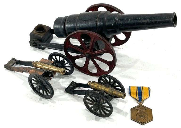 Rare Antique BIG BANG 8 FDB Cast Iron Cannon Model w/ Other Cannons ...