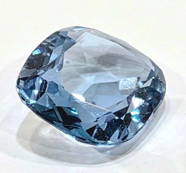 Genuine Topaz Cut Gemstone - 12.15 ct - Black And Gold Auctions