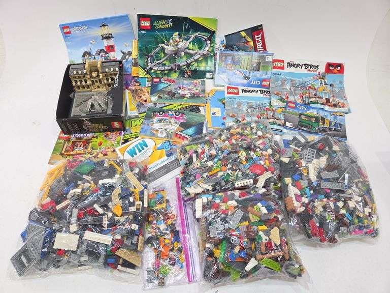 LEGO Buliding Blocks, People, Instruction Booklets, & Architecture Set ...