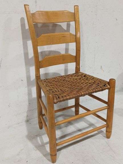 Wooden Ladderback/Shaker Chair W/Woven Seat - Black And Gold Auctions