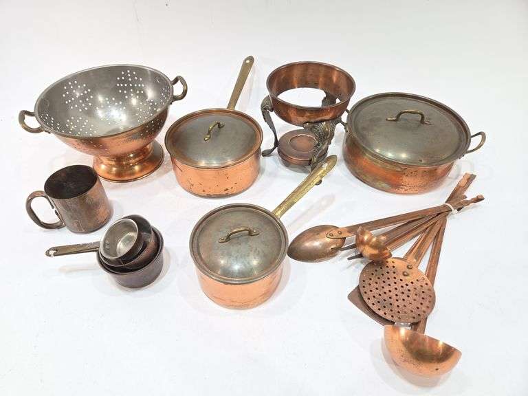 VTG Copper Kitchenware Pots, Collander, Measuring Cups, Utensils & More ...
