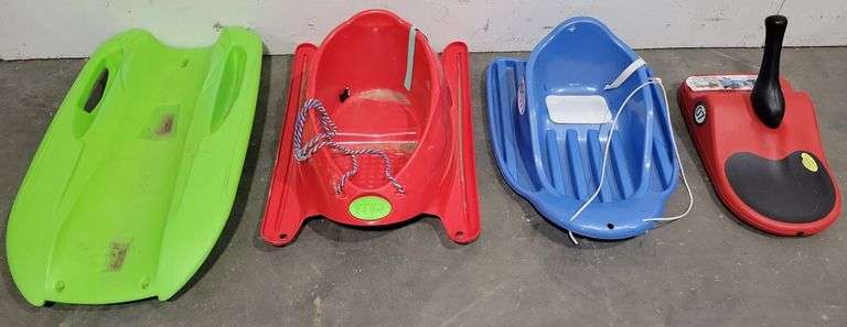 (4) Various Snow Sleds - Black And Gold Auctions