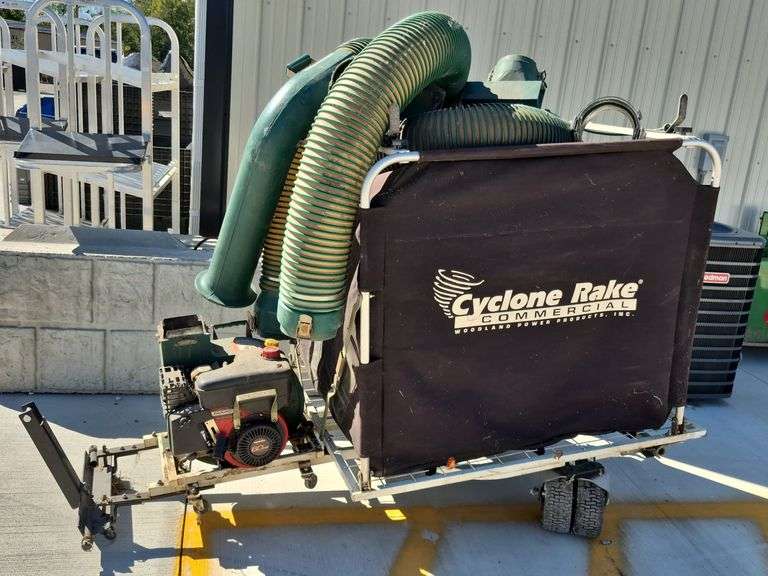 Cyclone Rake Commercial PRO - Black And Gold Auctions