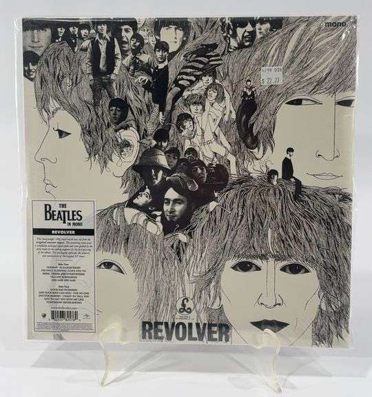 Beatles Revolver MONO 2014 Vinyl LP Record - Black And Gold Auctions