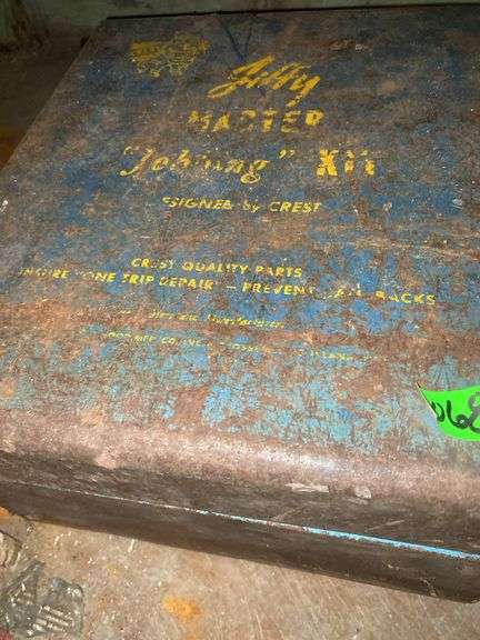 Vintage jiffy box & contents - Baker Auctions & Real Estate, LLC