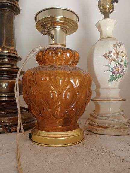 2 vintage lamps - Baker Auctions & Real Estate, LLC