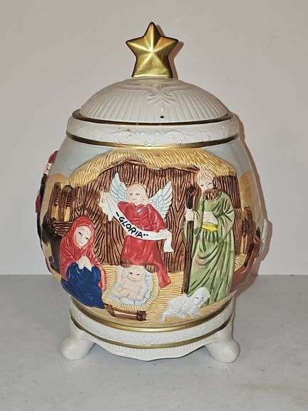 Nativity Scene Cookie Jar - Baker Auctions & Real Estate, LLC