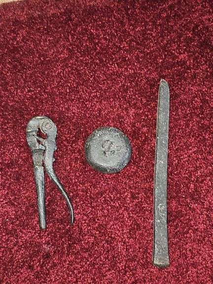 3pc cast iron tools - Baker Auctions & Real Estate, LLC